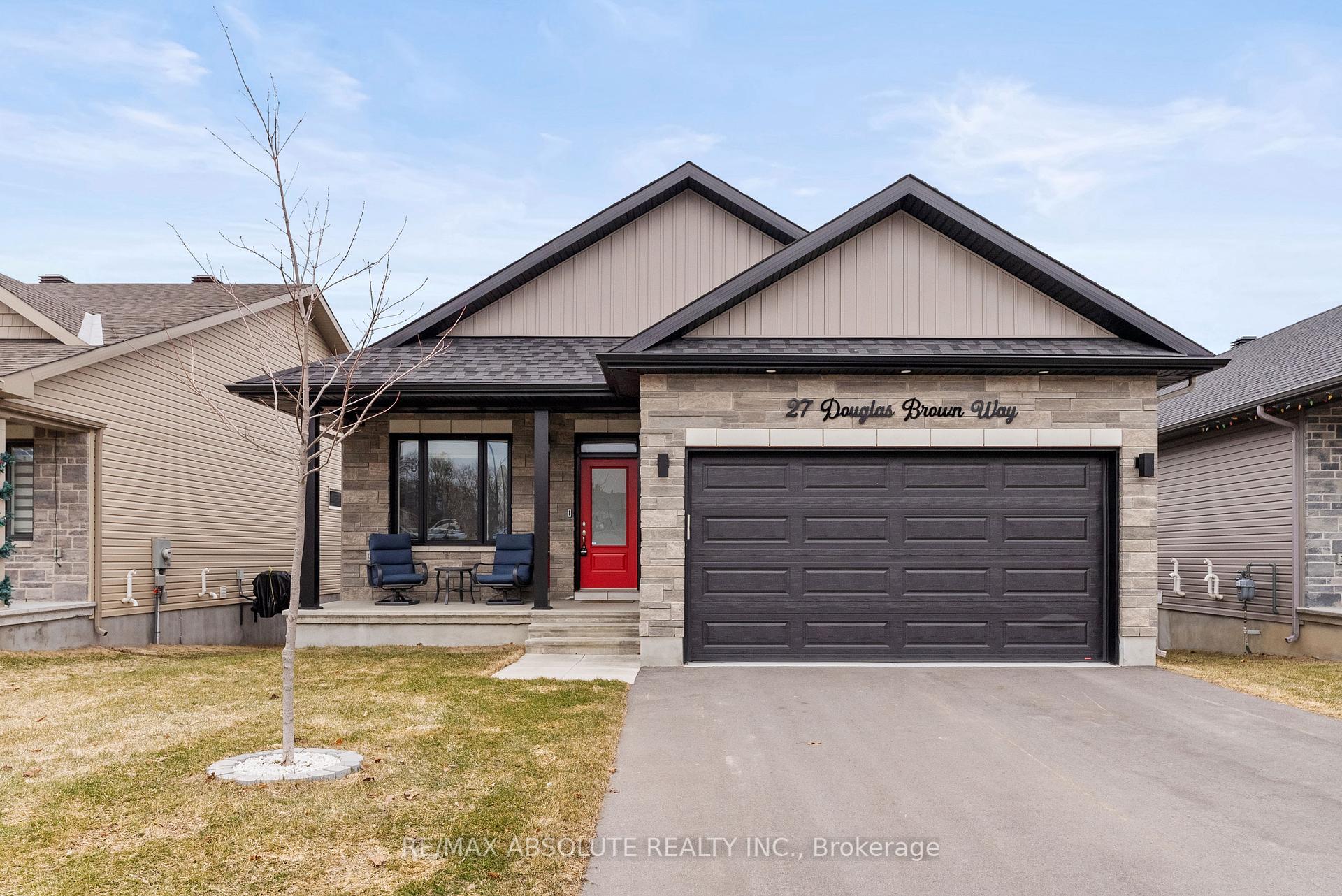 27 Douglas Brown Way, Arnprior, ON K7S 0H9