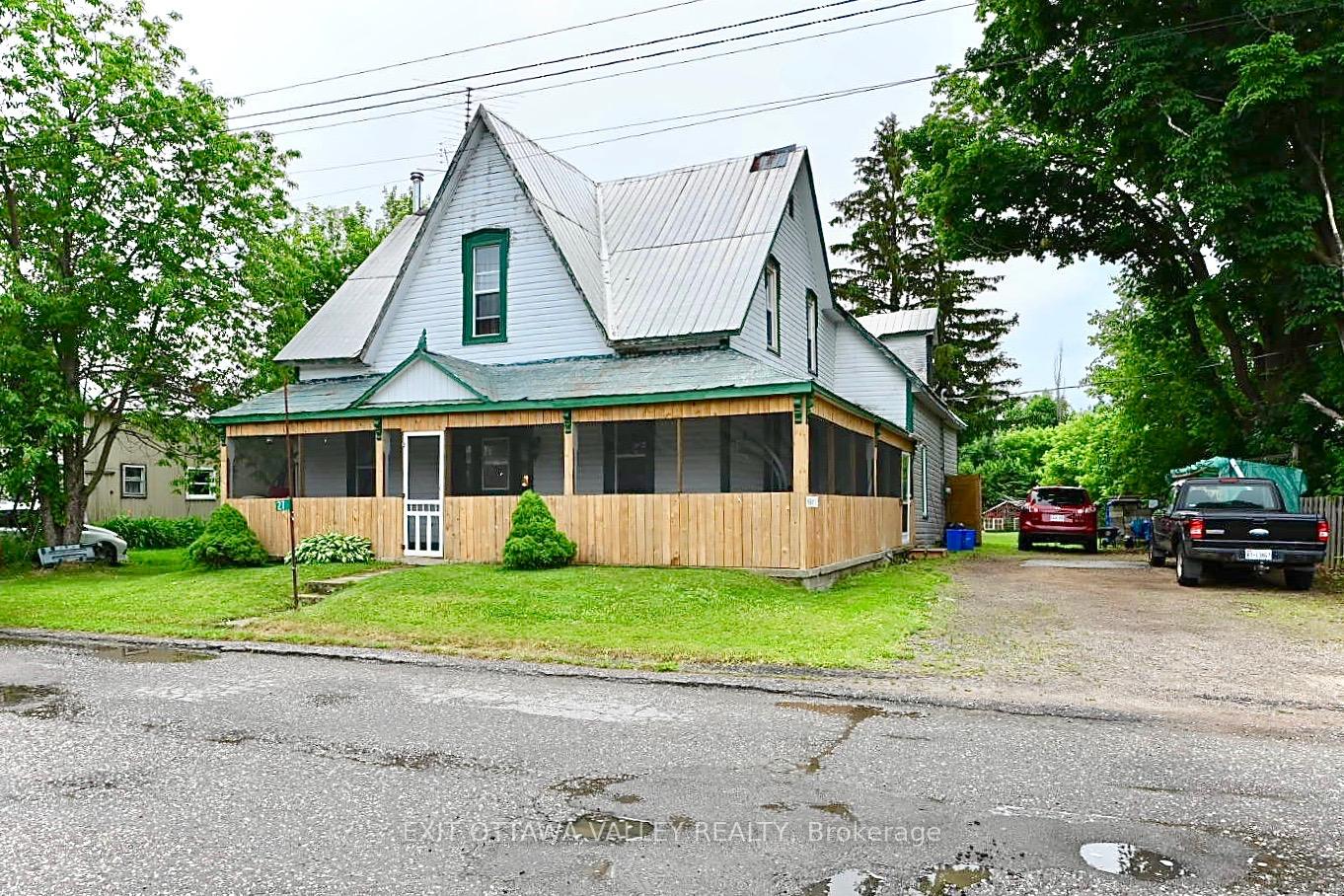 27 Grace Street, Whitewater Region, ON K0J 2L0
