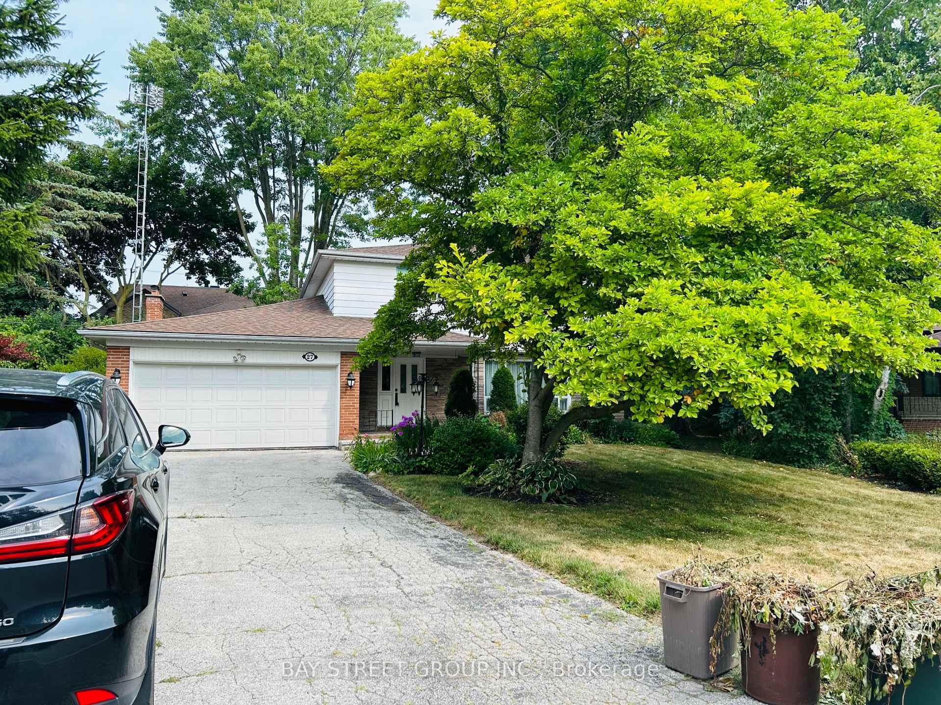 27 Jeremy Drive, Markham, ON L3R 2K7