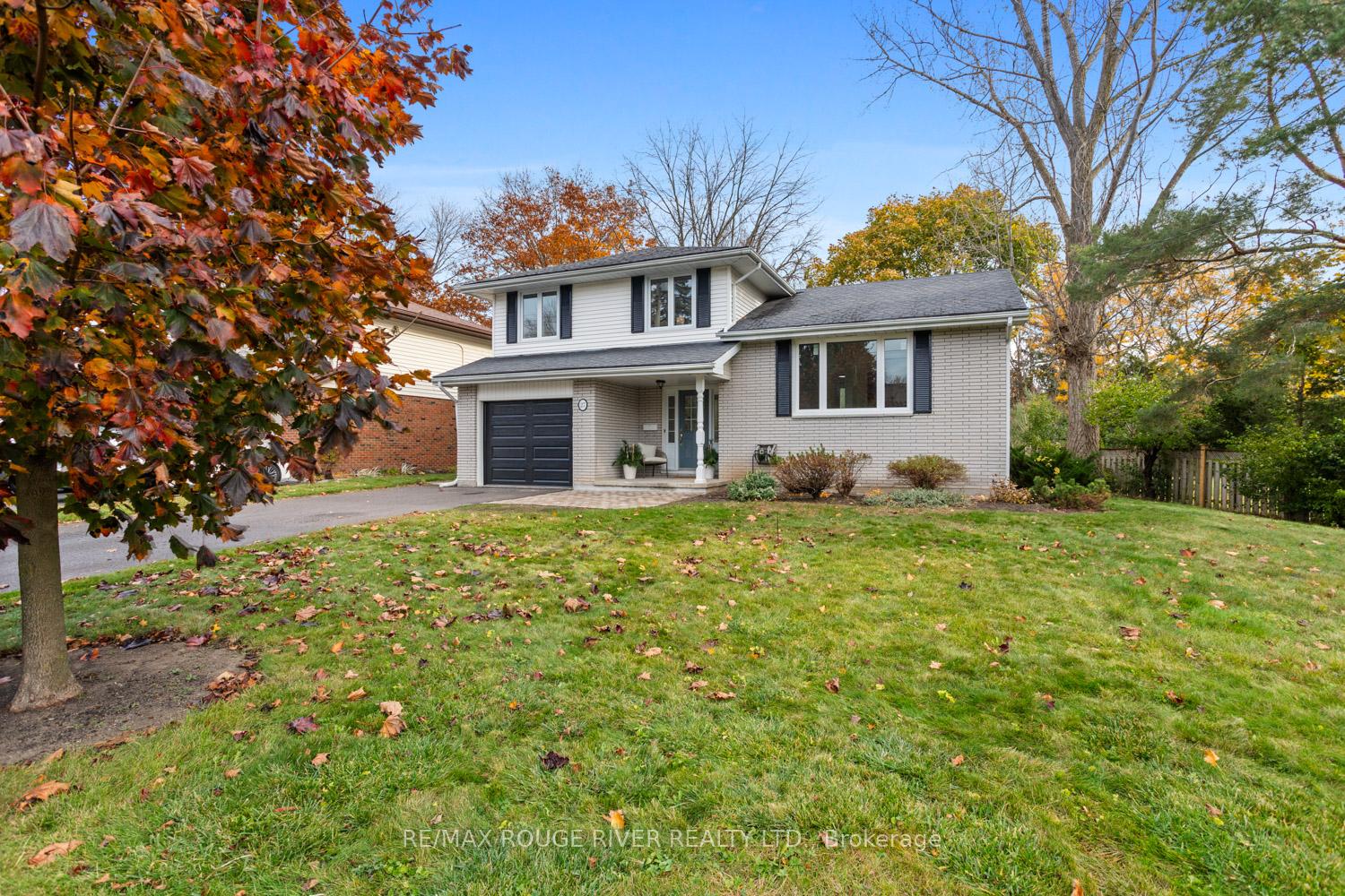 27 Keller Drive, Belleville, ON K8P 4B3