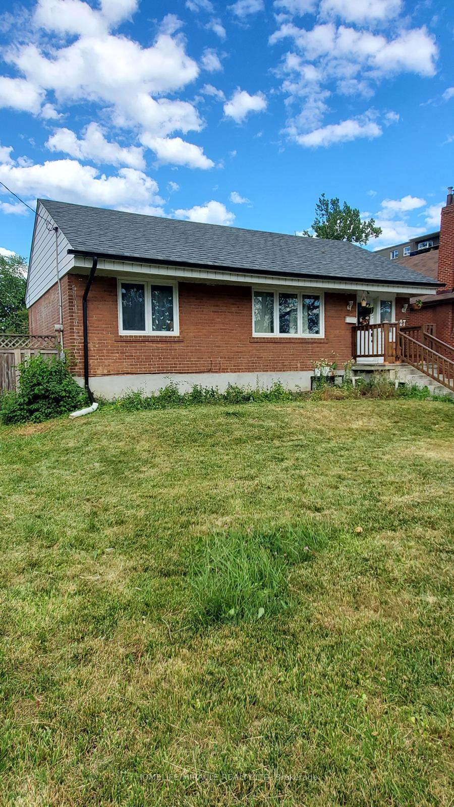 27 Rosemount Drive, Toronto, ON M1K 2W4