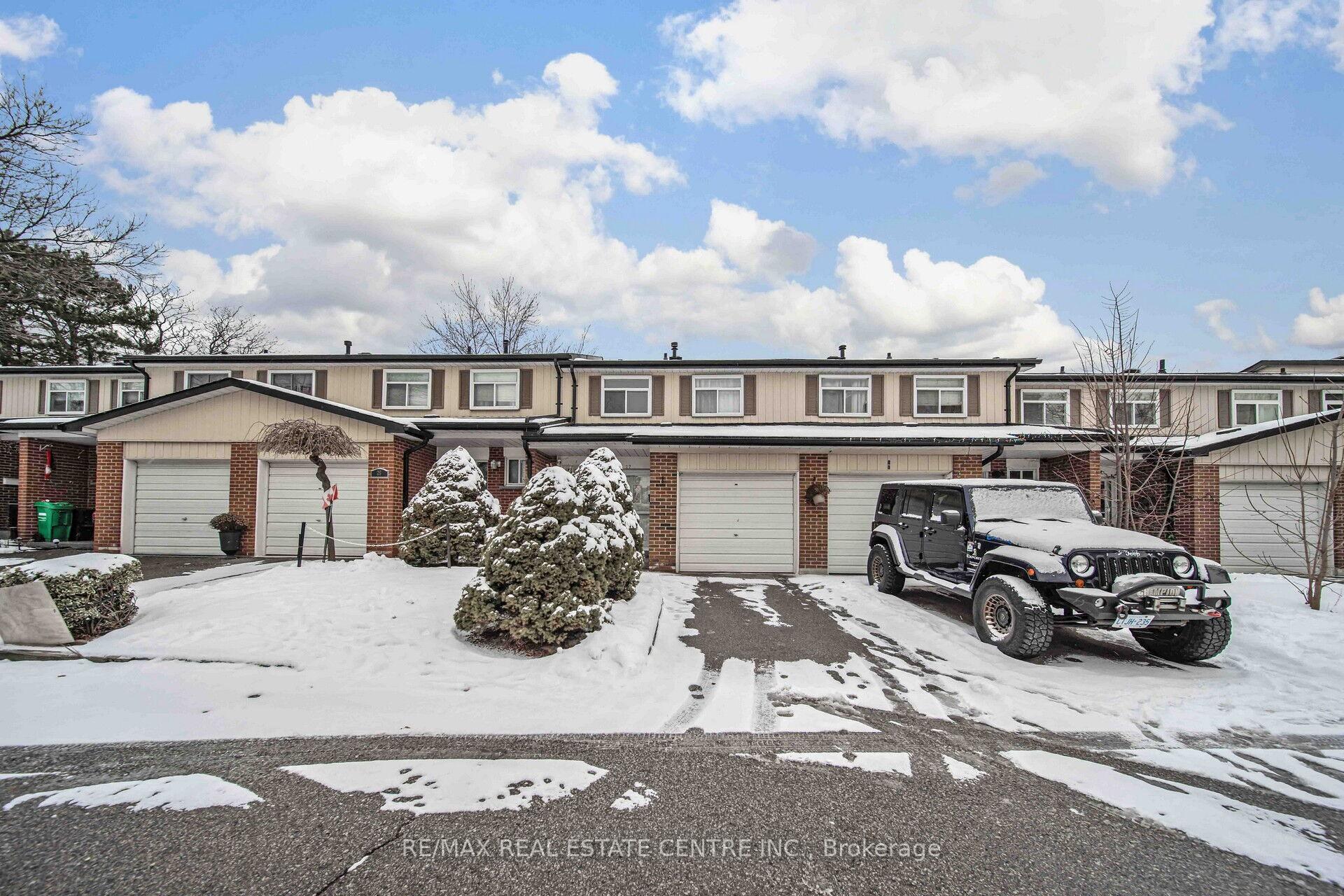 27 Vodden Court, Brampton, ON L6V 2V7