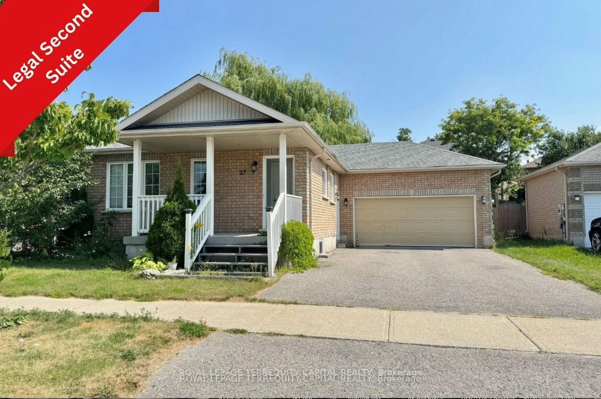 27 Watson Drive, Barrie, ON L4M 6W8