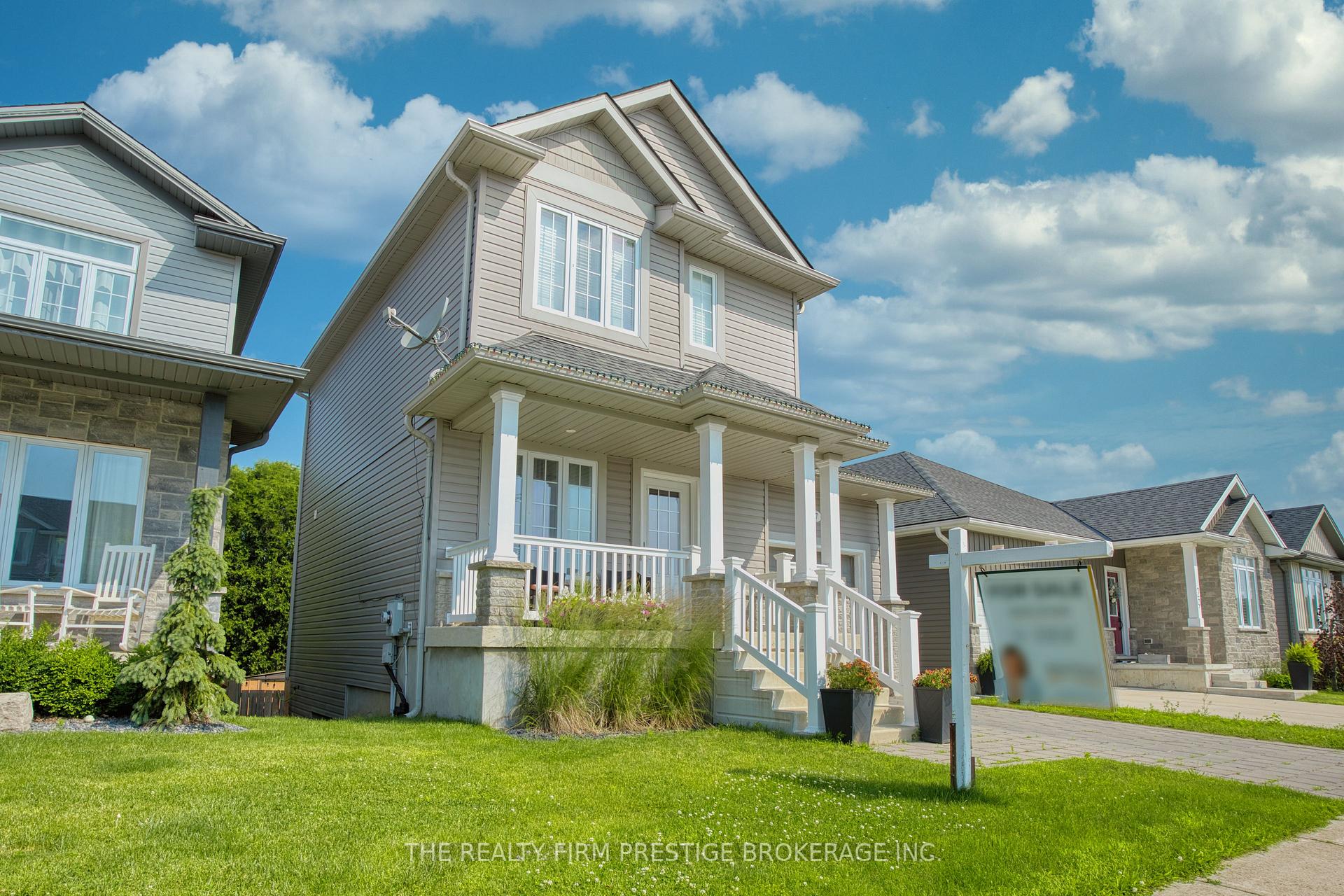 27 WILLIS Avenue, Strathroy-Caradoc, ON N7G 0B6