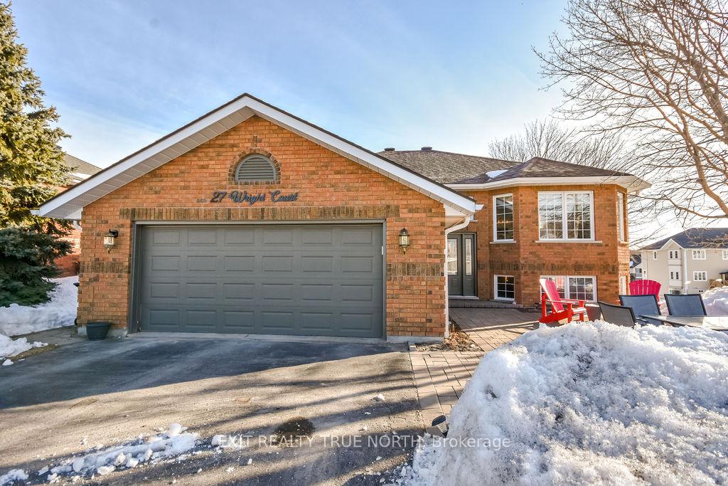 27 Wright Court, Penetanguishene, ON L9M 1K3