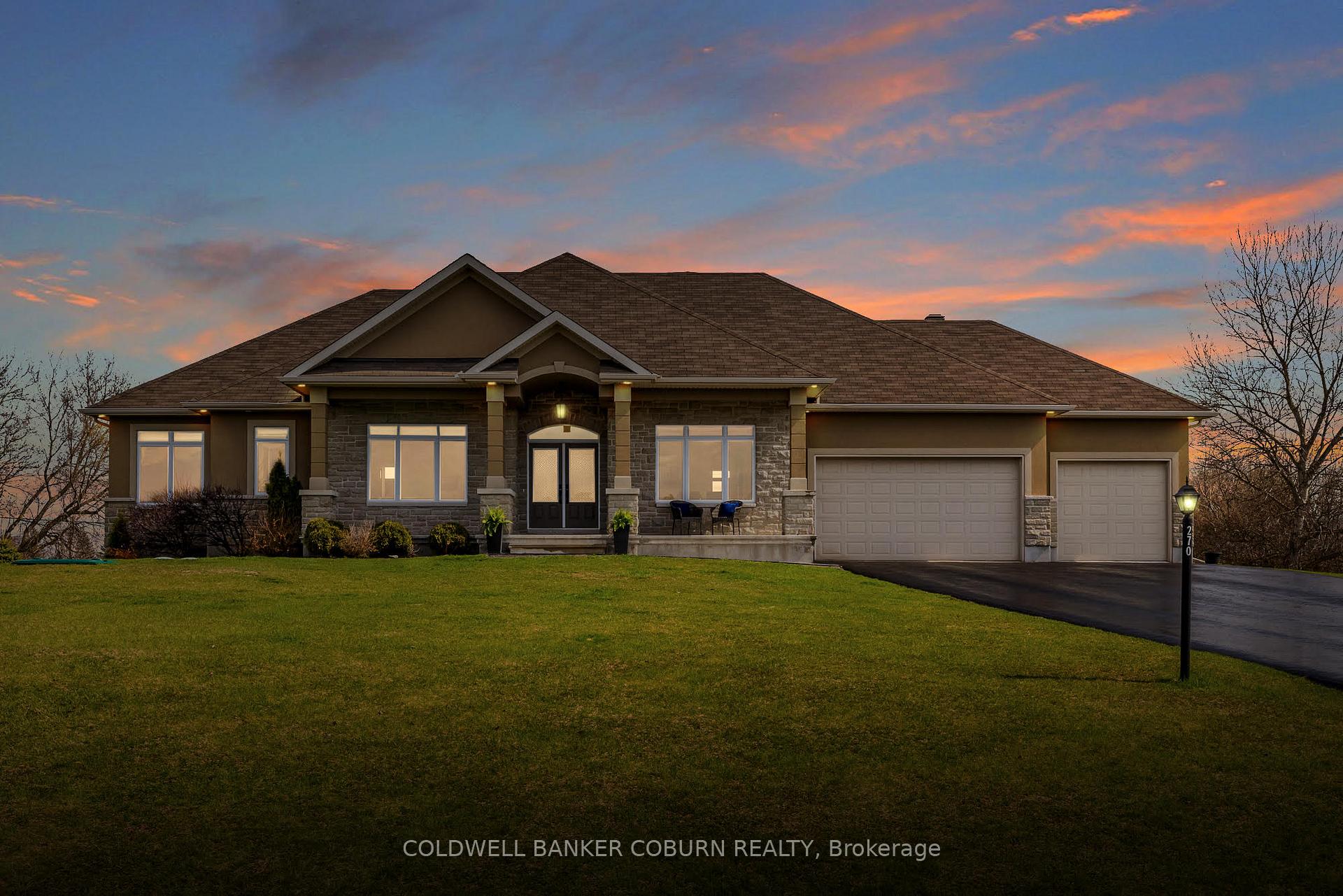 270 West Lake Circle, Carp - Huntley Ward, ON K0A 1L0