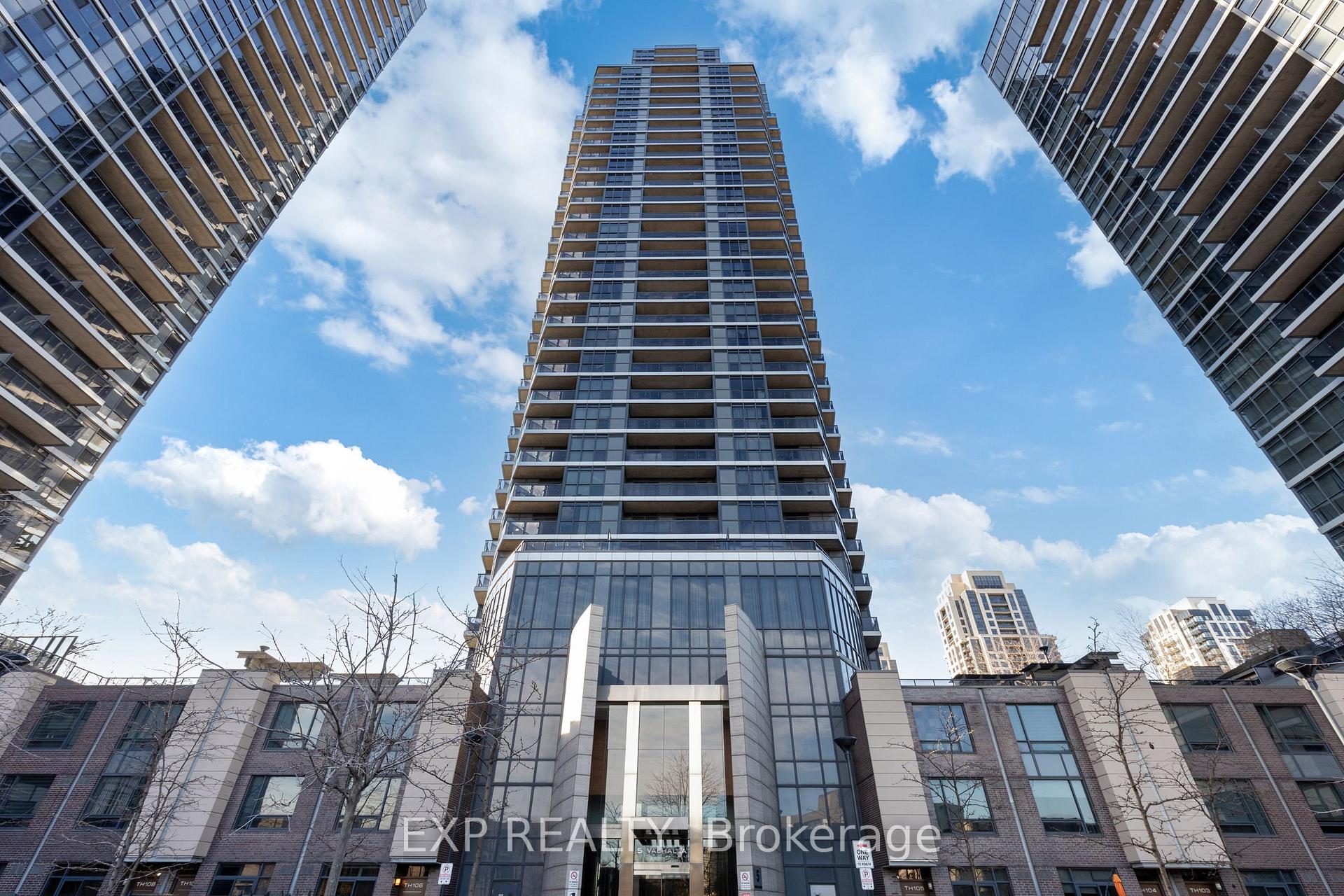 2704 - 9 Valhalla Inn Road, Toronto, ON M9B 0B2