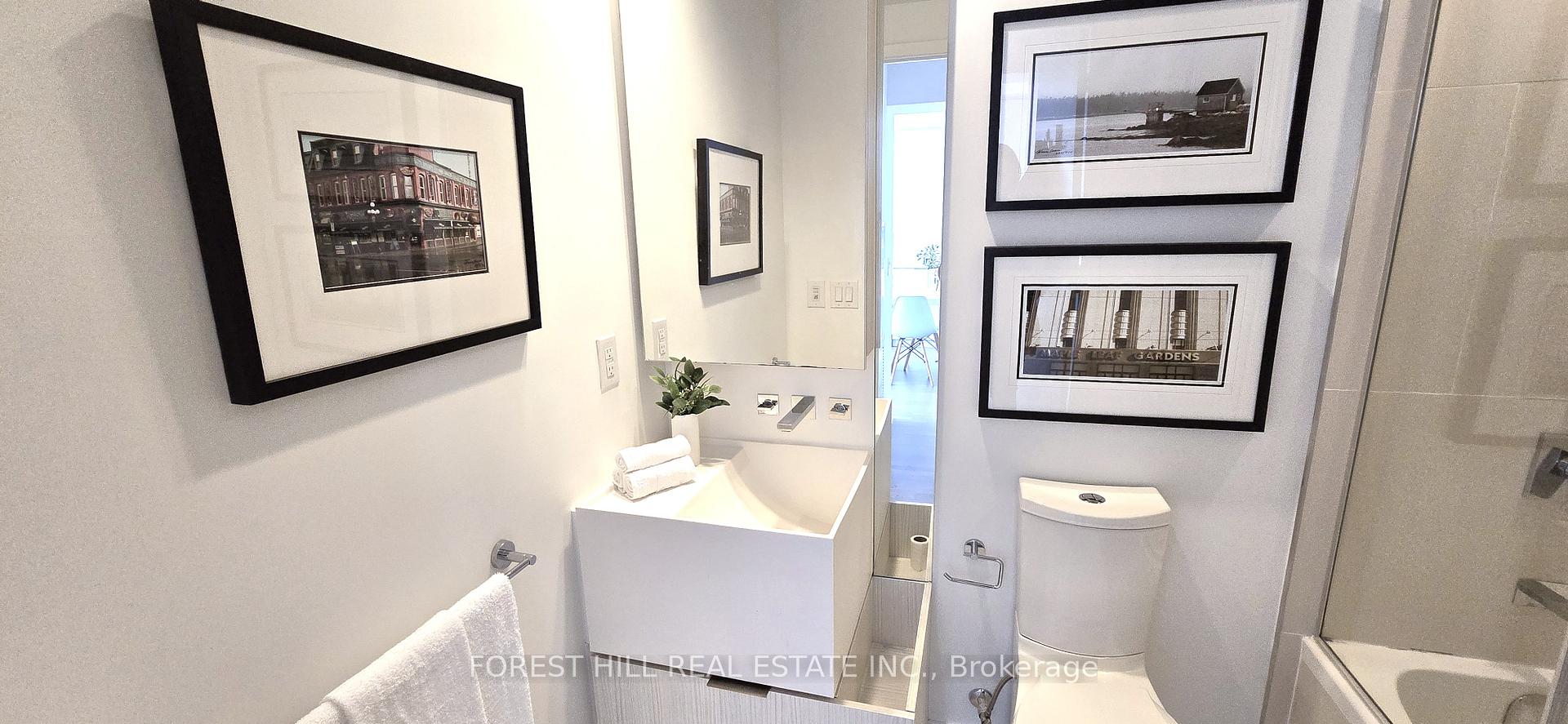 2706 - 1 Bloor Street E, Toronto, ON M4W 0A8