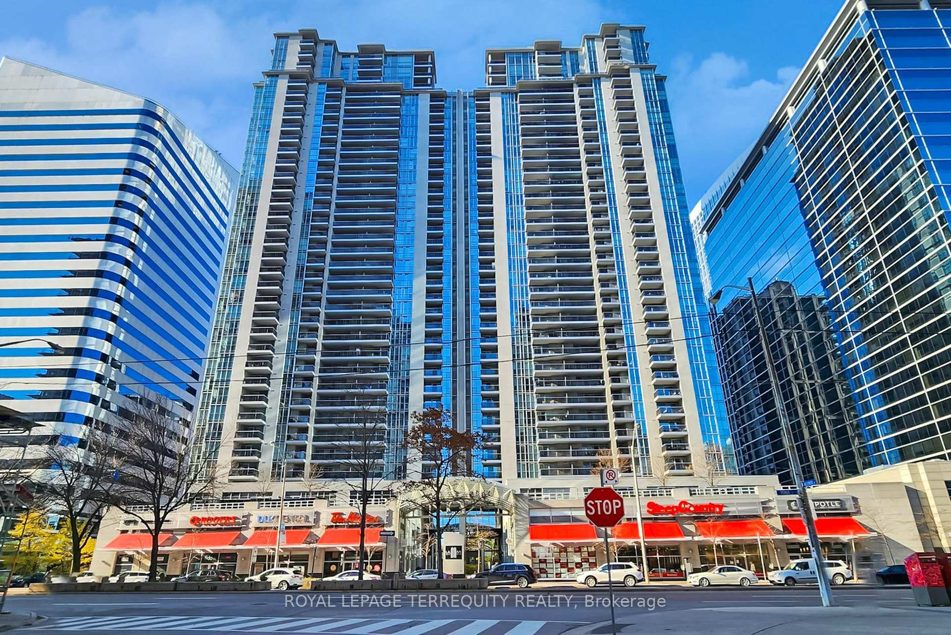 2706 - 4968 Yonge Street, Toronto, ON M2N 7G9