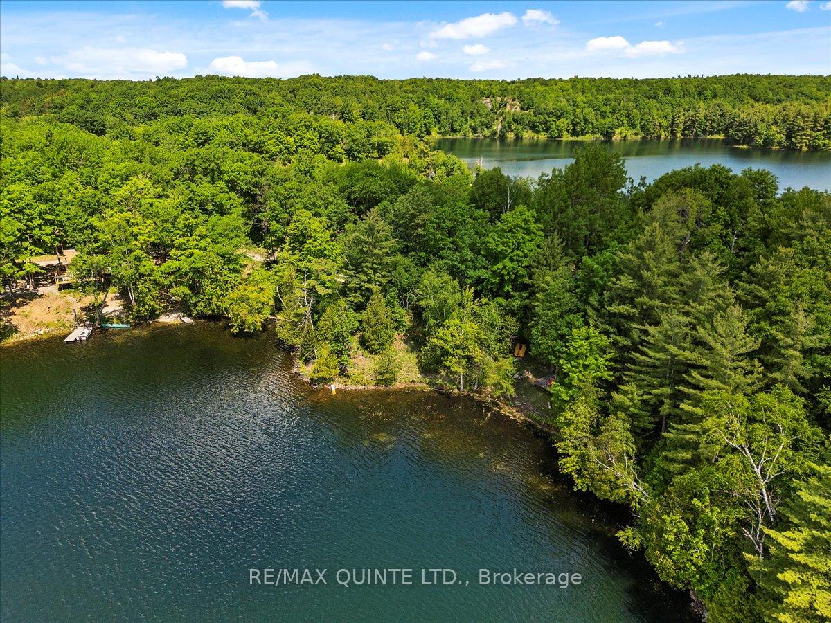 271 30 Island Lake Lane, South Frontenac, ON L4A 3G7
