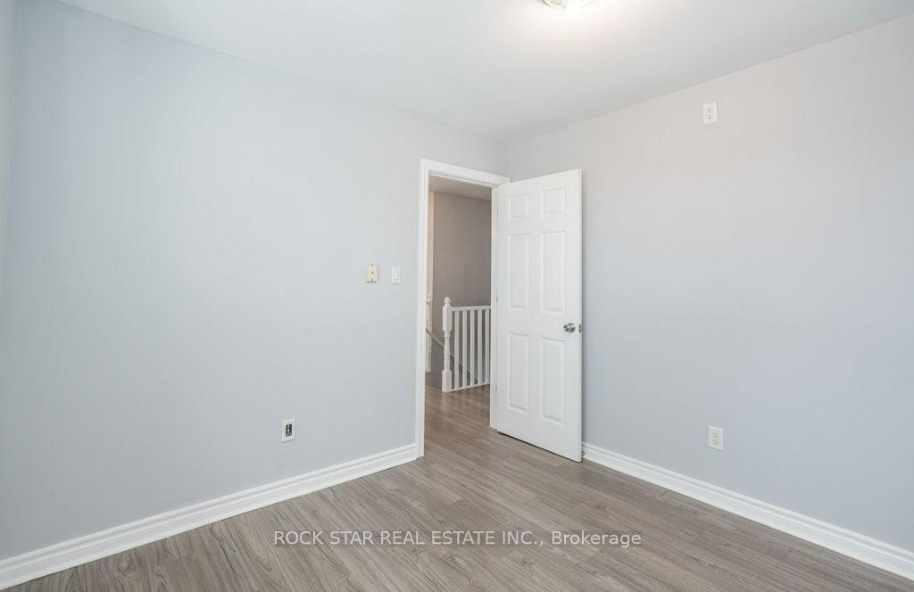 Main Fl - 271 Carson Drive, Hamilton, ON L8T 2X8