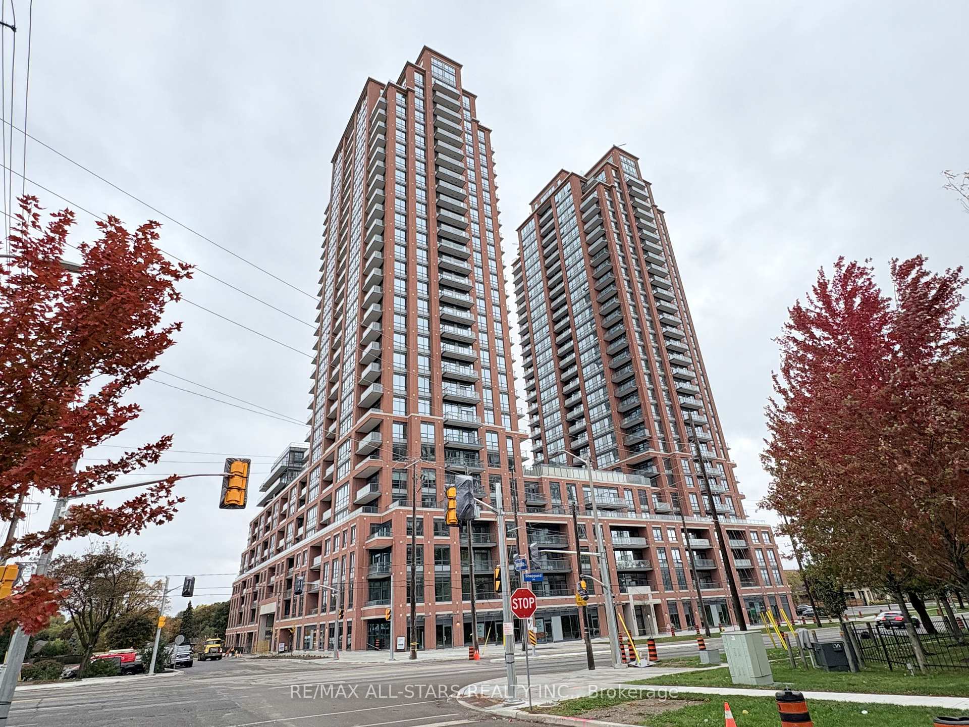 2710 - 3260 Sheppard Avenue E, Toronto, ON M1T 3K3