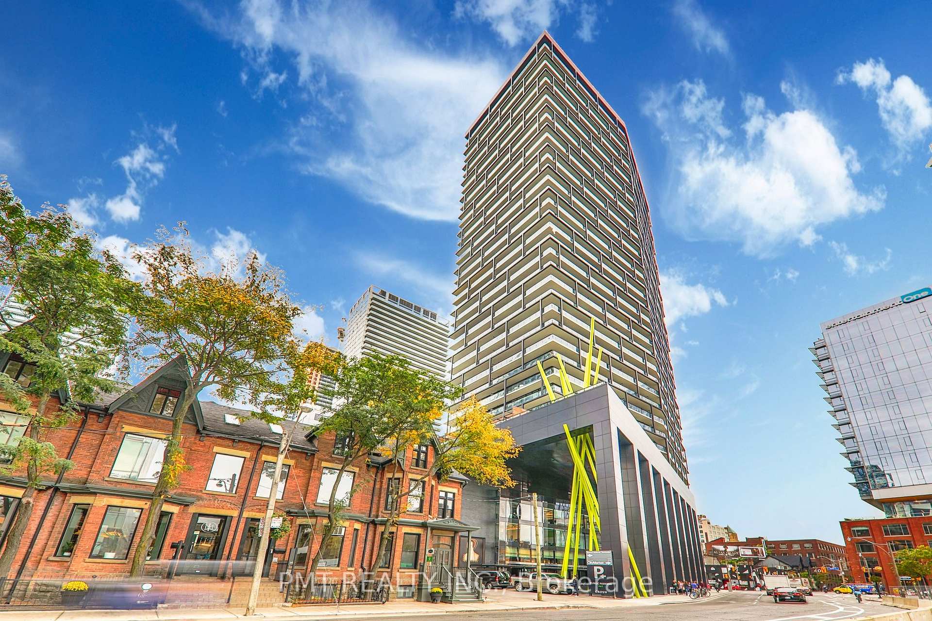 2711 - 125 Peter Street, Toronto, ON M5V 2G9