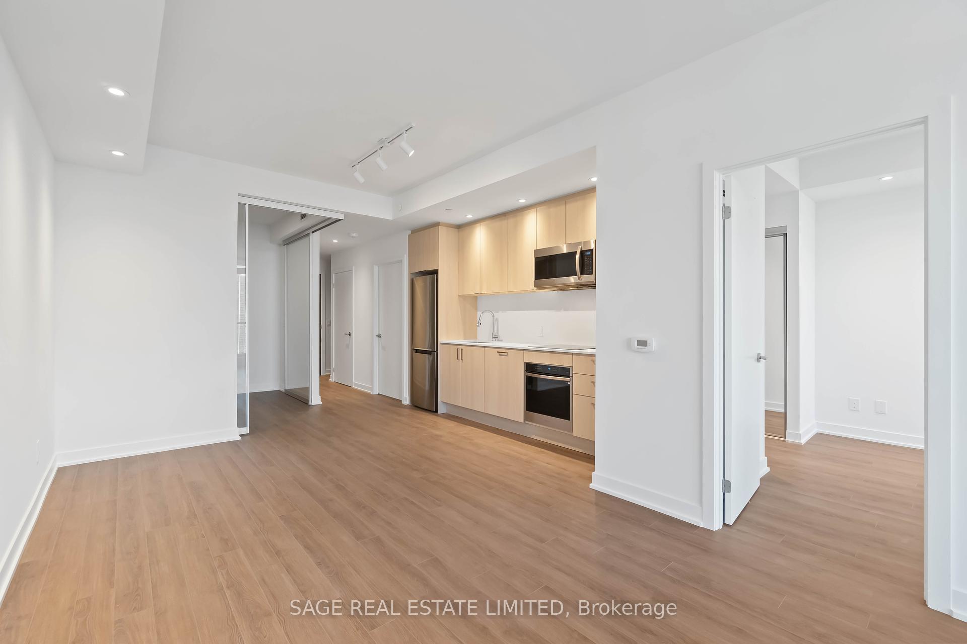 2711 - 1928 Lakeshore Boulevard W, Toronto, ON M6S 0B1