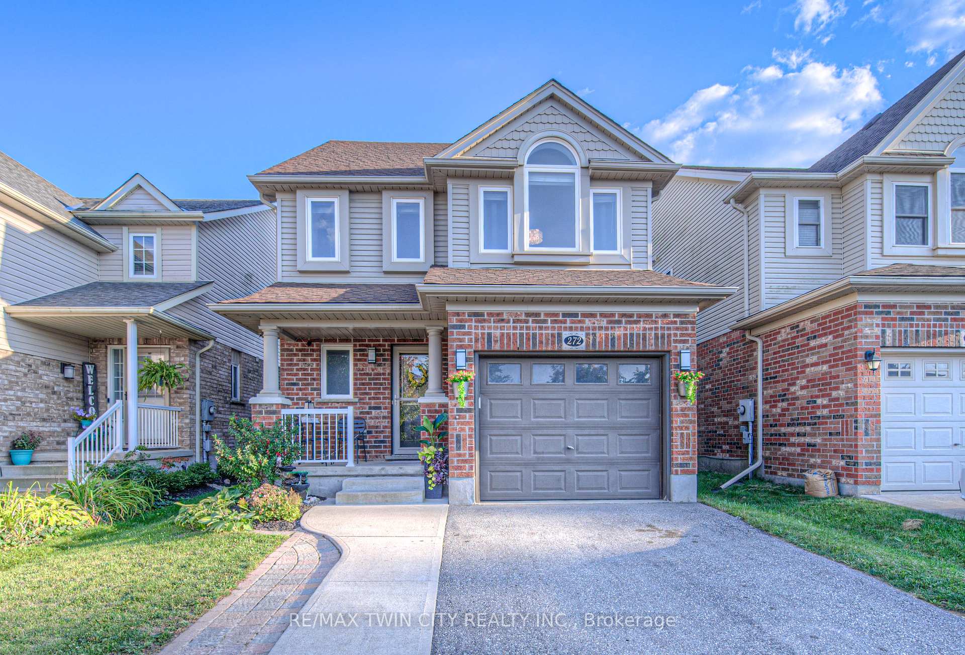 272 Sienna Crescent, Kitchener, ON N2R 1T5