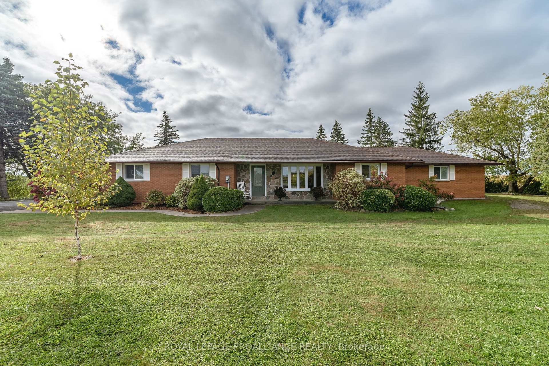 273 Huffman Road, Quinte West, ON K0K 2C0