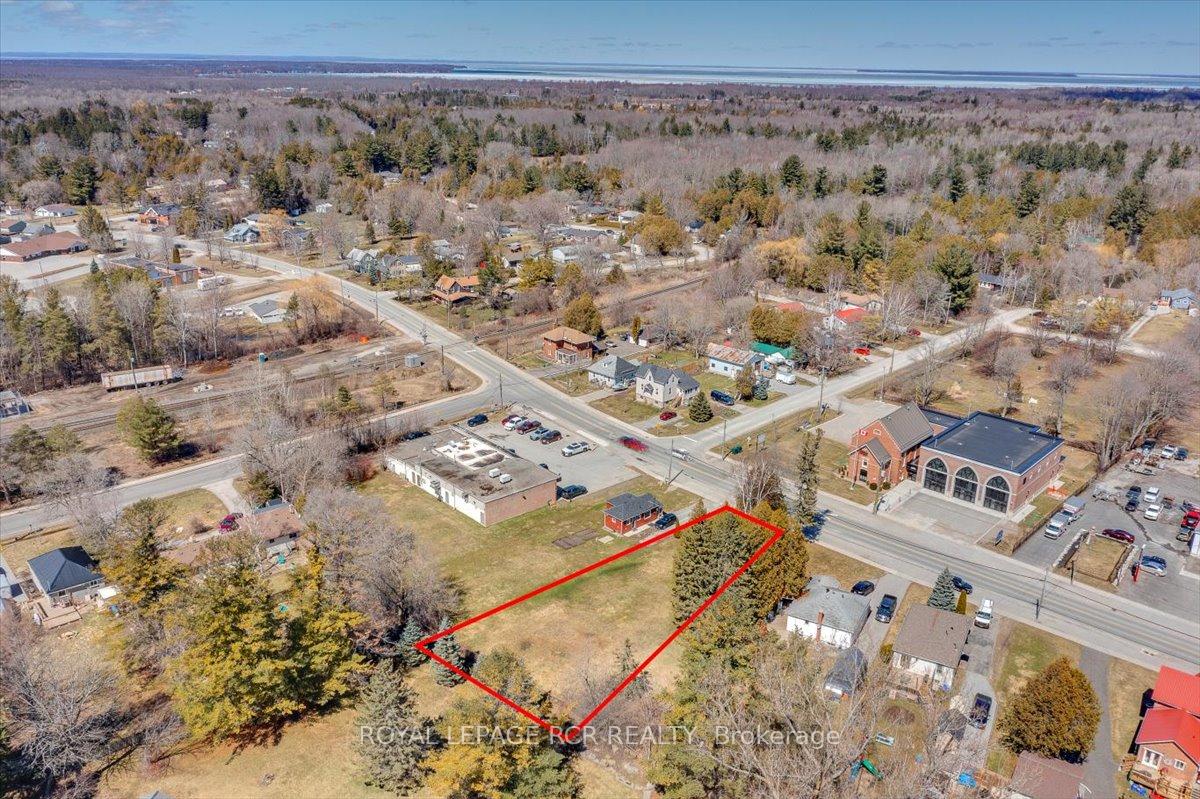 273 Pefferlaw Road, Georgina, ON L0E 1N0