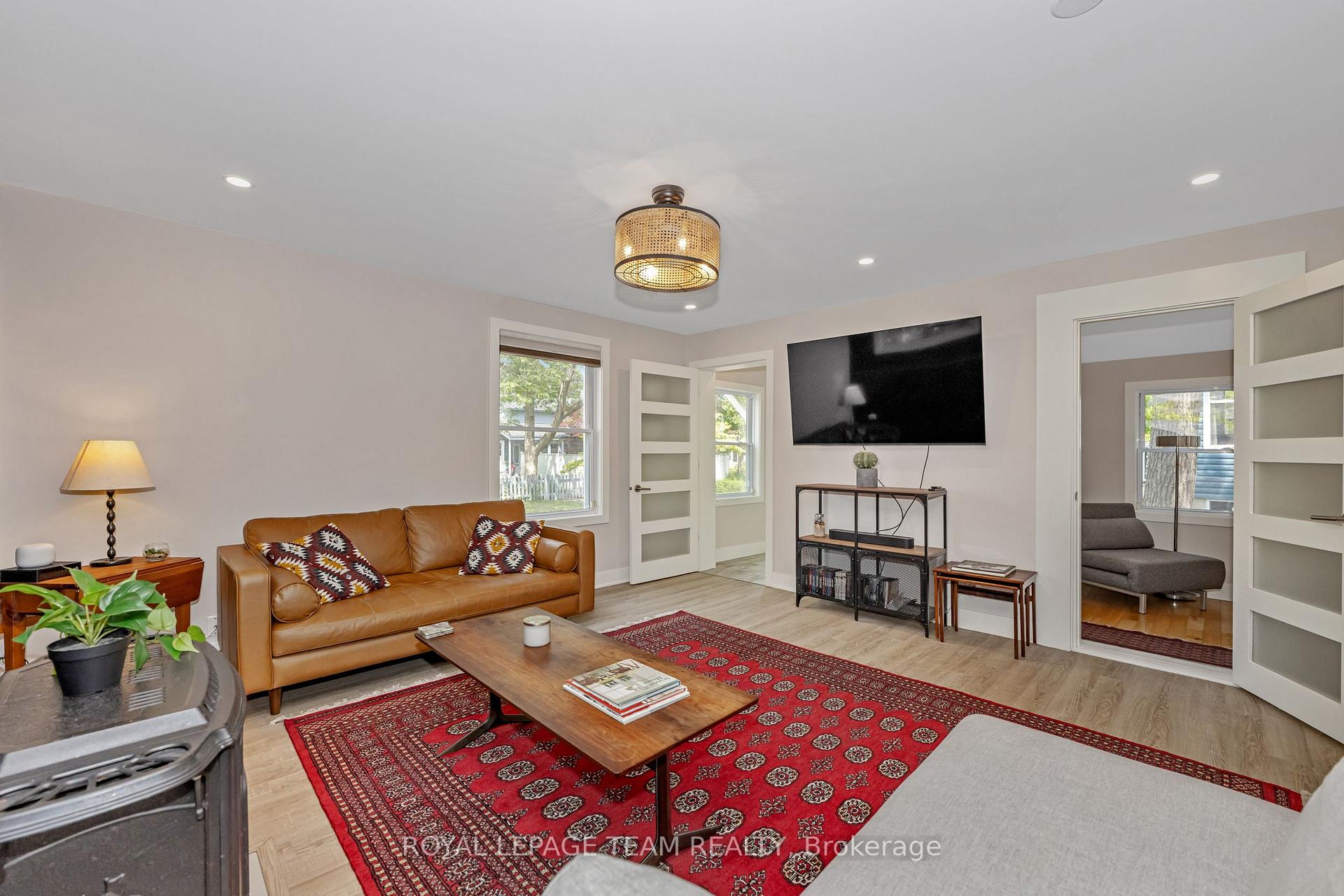 2748 Rowatt Street, Britannia - Lincoln Heights and Area, ON K2B 6N9