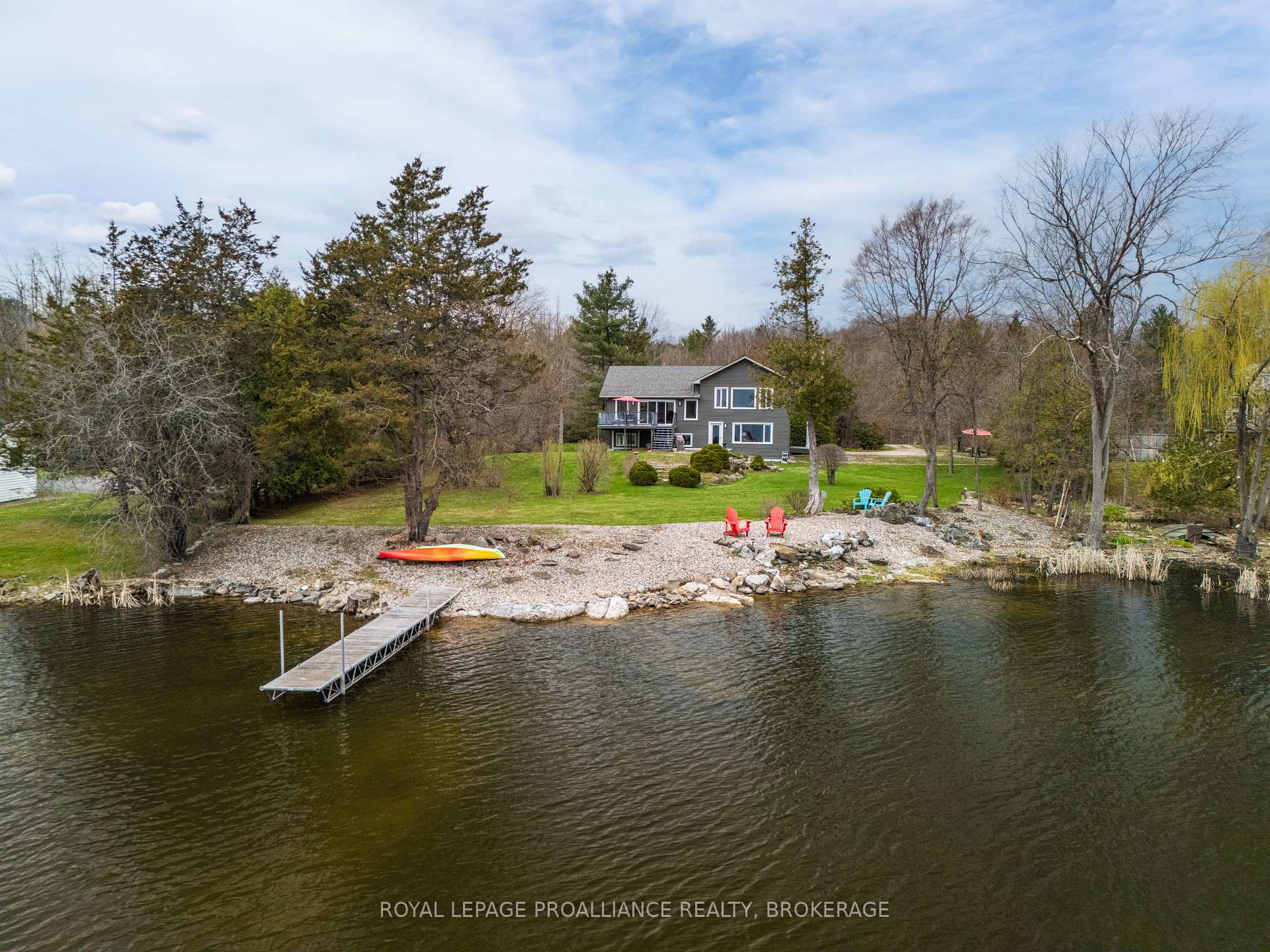 2749 Lakefield Drive, South Frontenac, ON K0H 1X0
