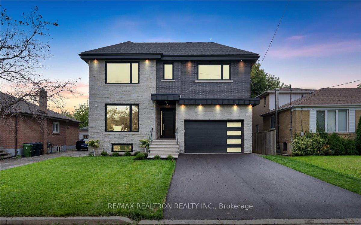 275 Reiner Road, Toronto, ON M3H 2M5