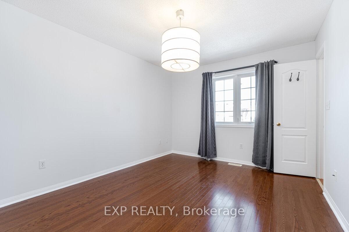 276 - 3030 Breakwater Court, Mississauga, ON L5B 0A2