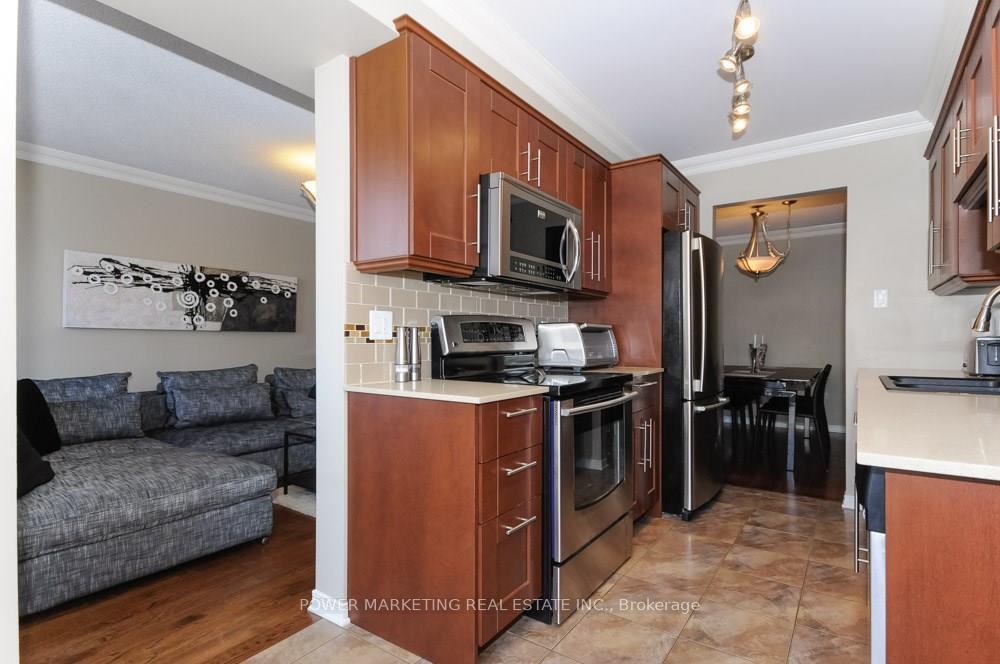 277 FREEDOM Private, Alta Vista and Area, ON K1G 6W3