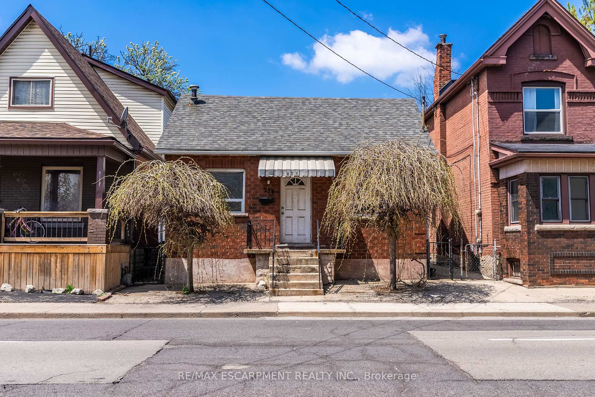 279 Wentworth Street N, Hamilton, ON L8L 5V9