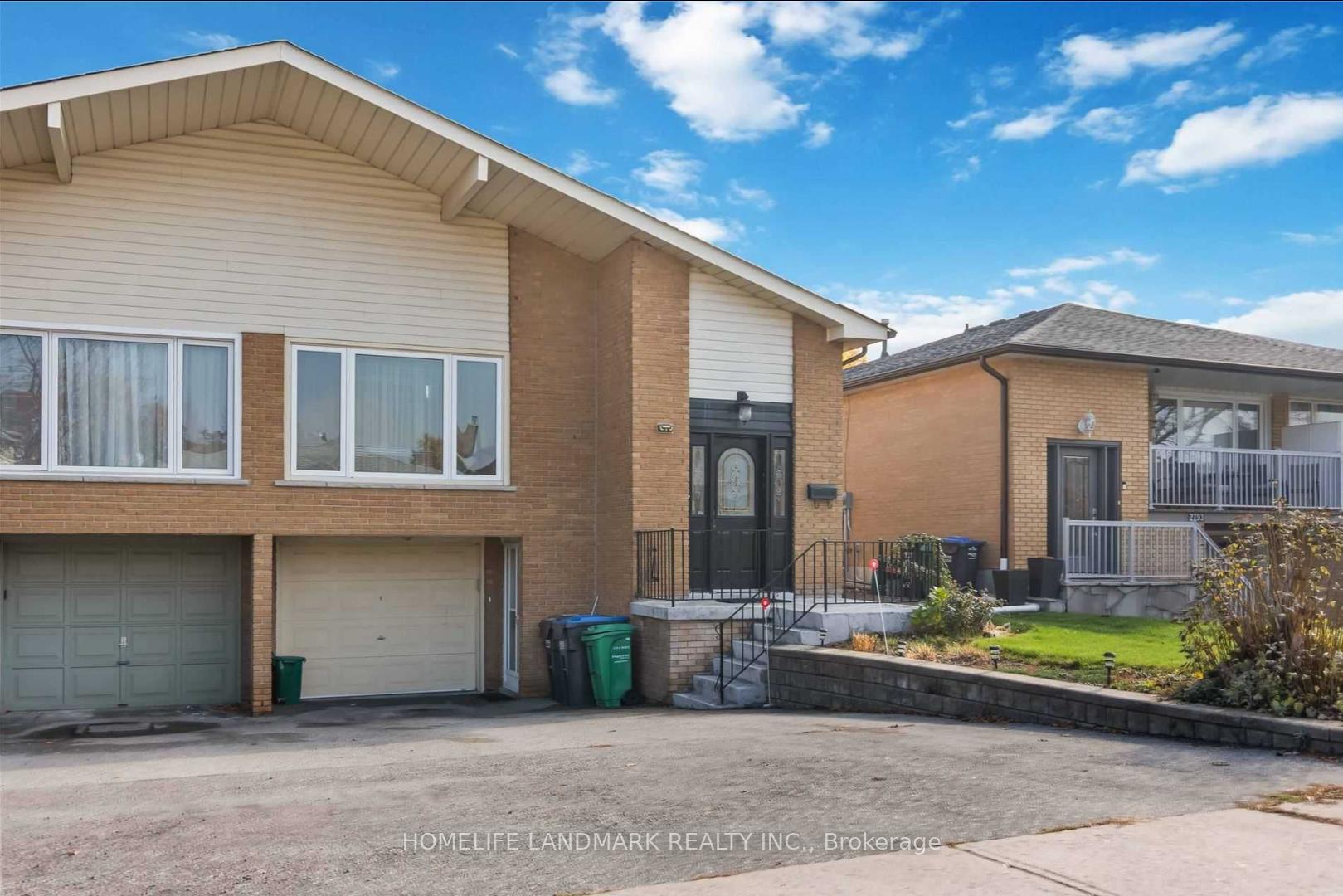 2797 Windjammer Road, Mississauga, ON L5L 1T4