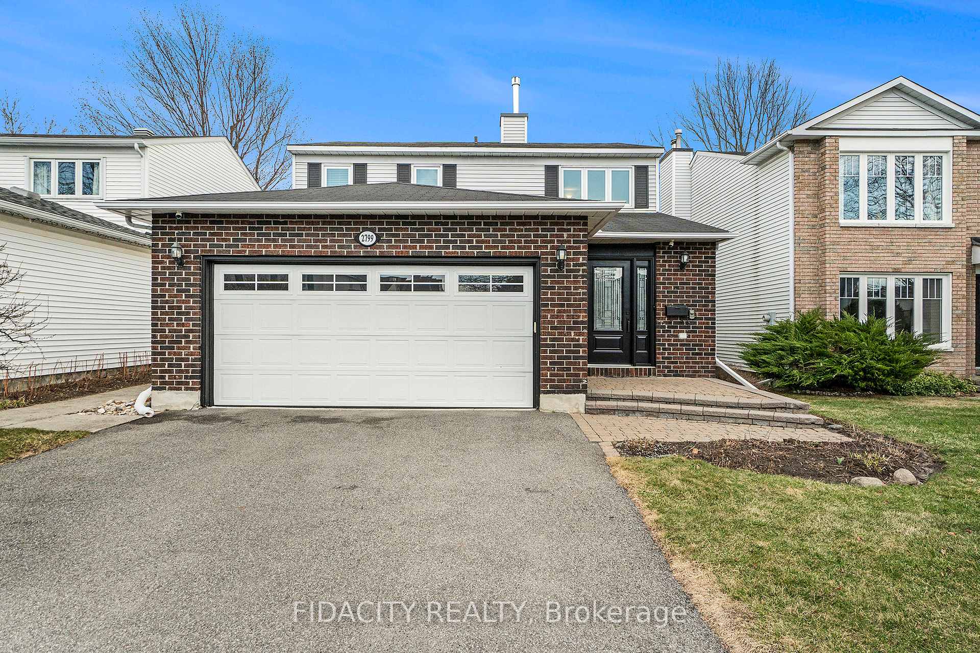 2799 Mozart Court, Blossom Park - Airport and Area, ON K1T 2P8