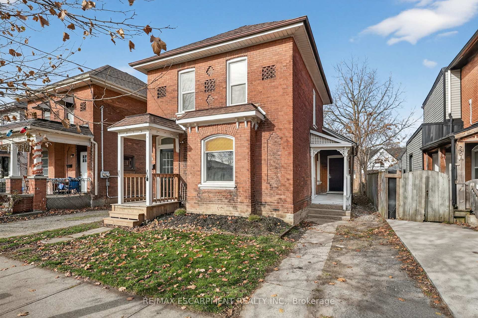 28 Cayuga Street, Brantford, ON N3S 1W5
