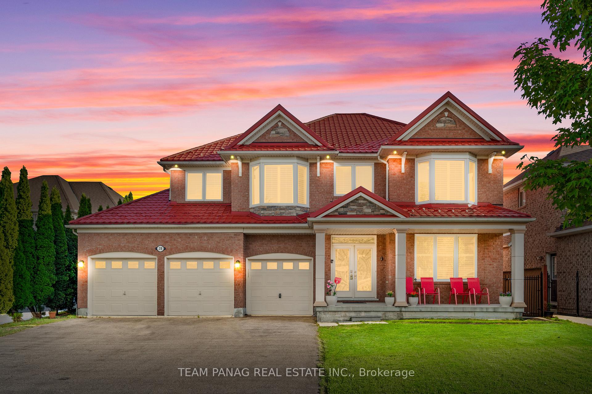 28 Cosmo Court, Brampton, ON L6P 1G2