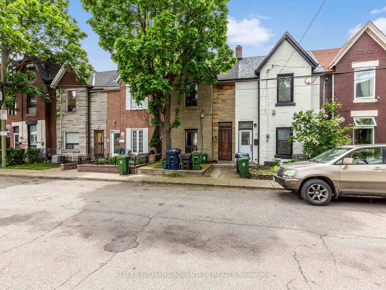28 Miller Street, Toronto, ON M6N 2Z7