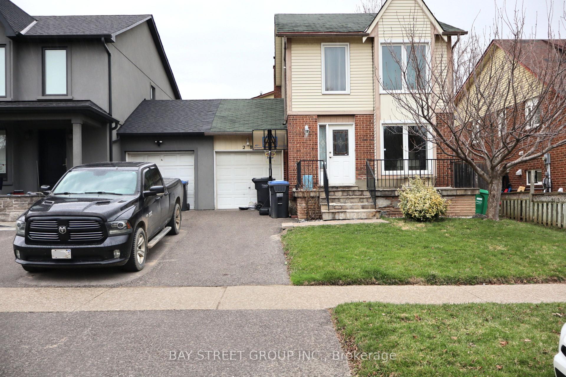 28 Mount Pleasant Drive, Brampton, ON L6Z 1K2