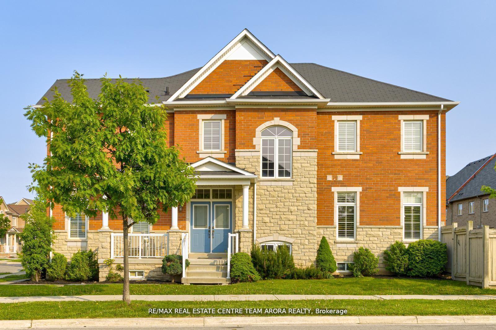 28 Sixteen Mile Drive, Oakville, ON L6M 0S7