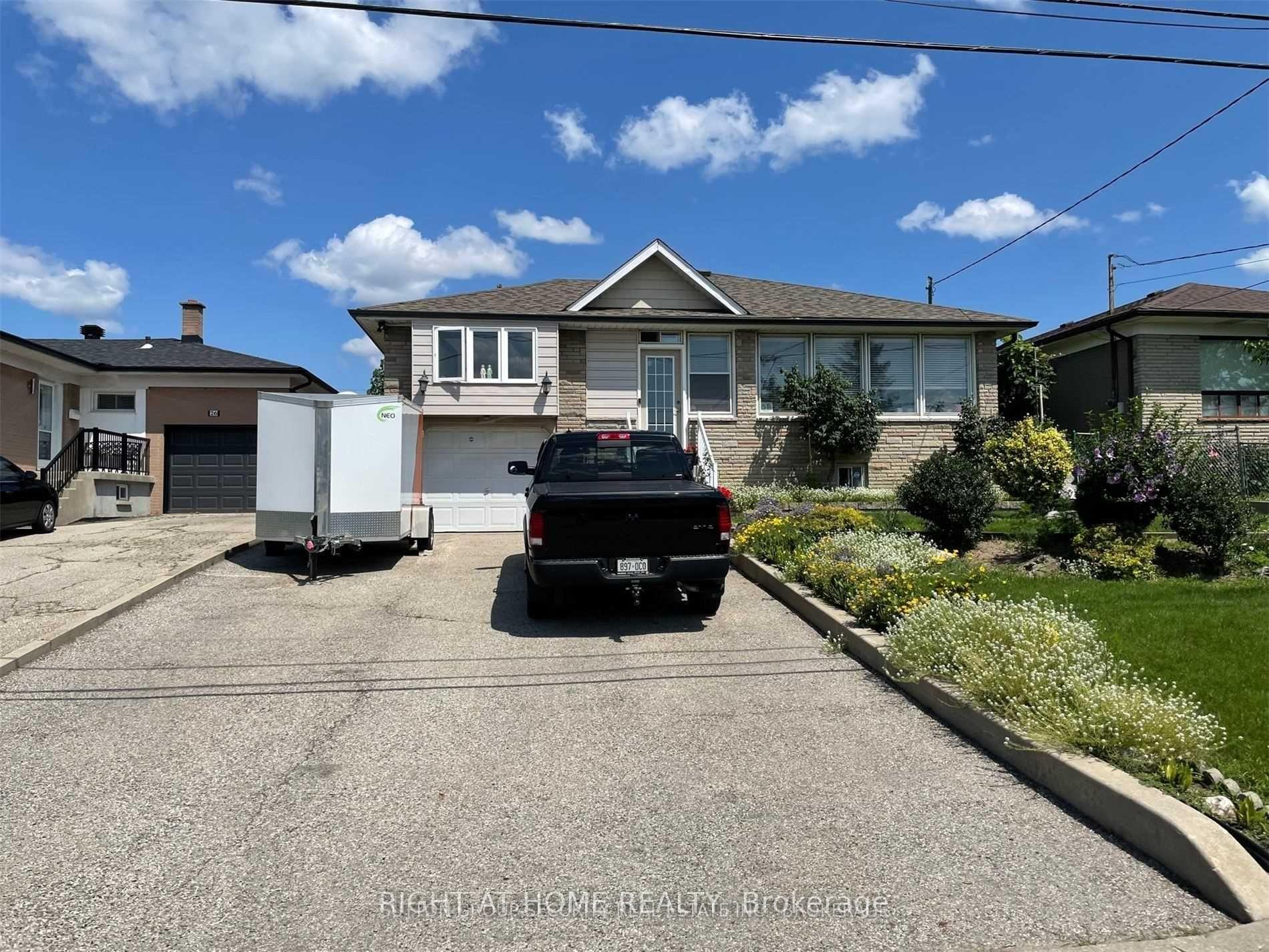 LOWER - 28 Sparrow Avenue, Toronto, ON M6A 1L4