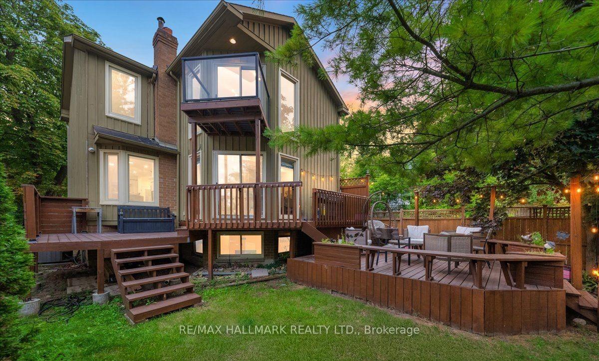 280 Douglas Road, Richmond Hill, ON L4E 3H6