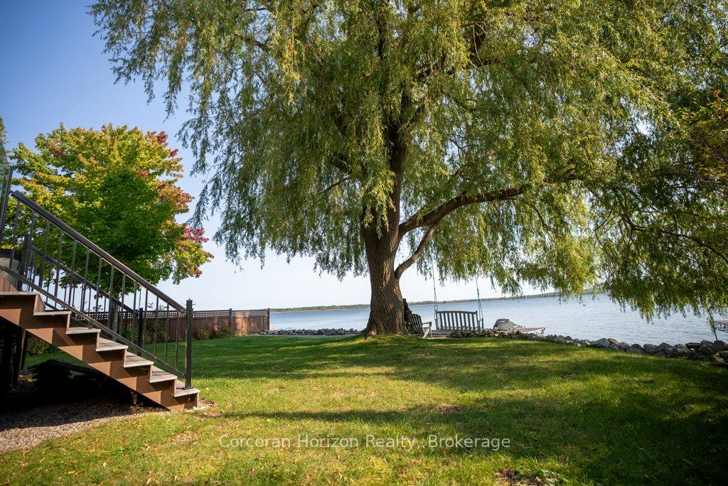 280 ROBINS POINT Road, Tay, ON L0K 2A0