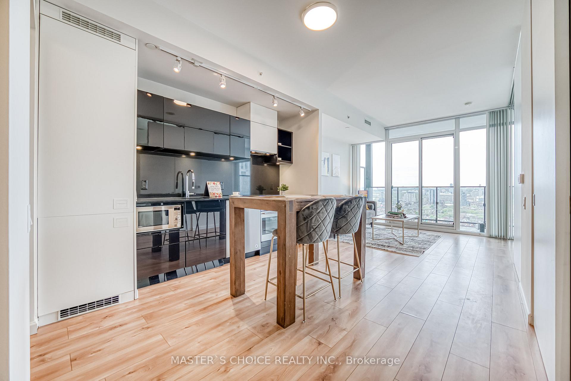 2806 - 125 Peter Street, Toronto, ON M5V 2G9