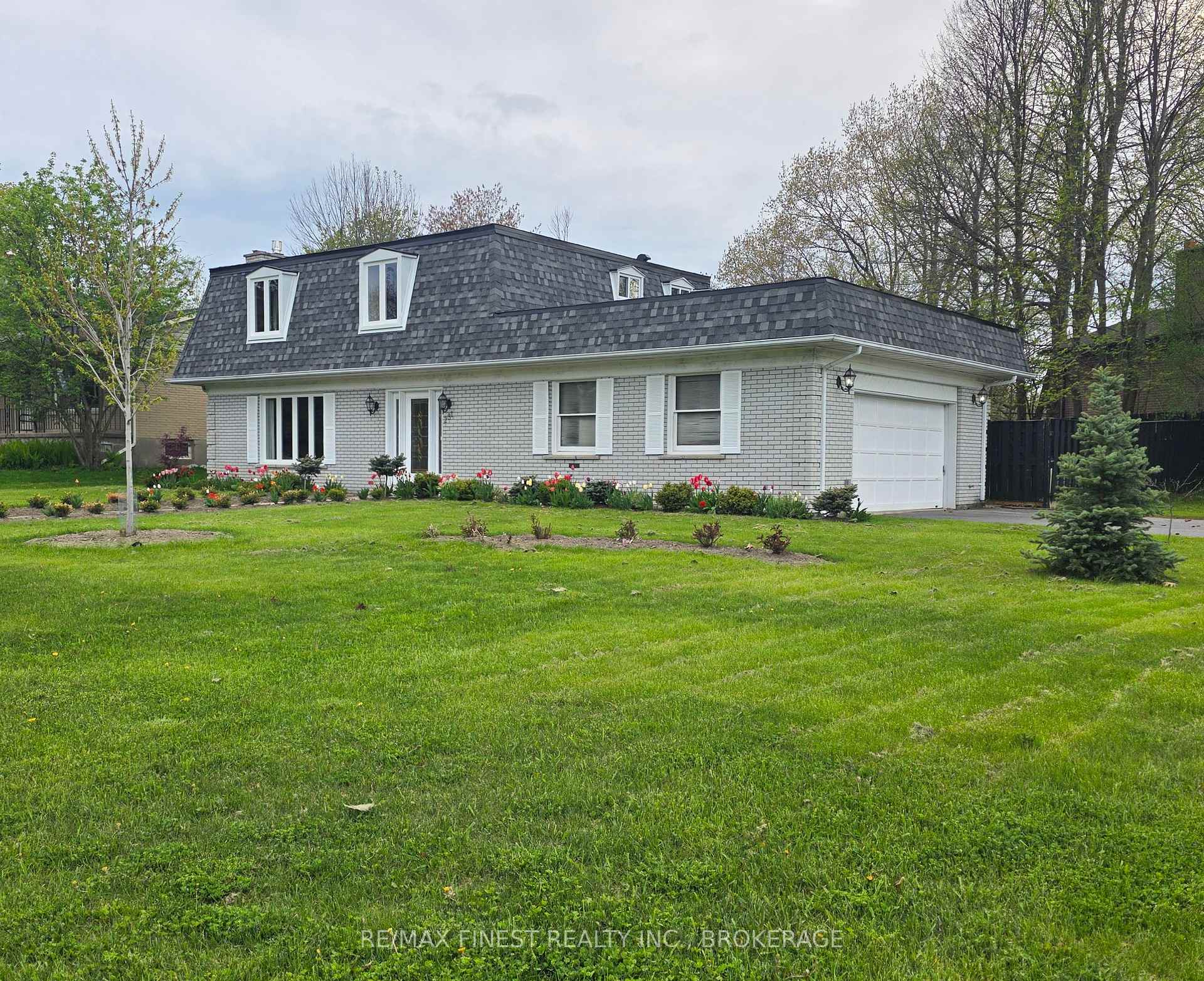 281 Welborne Avenue, Kingston, ON K7M 4G7