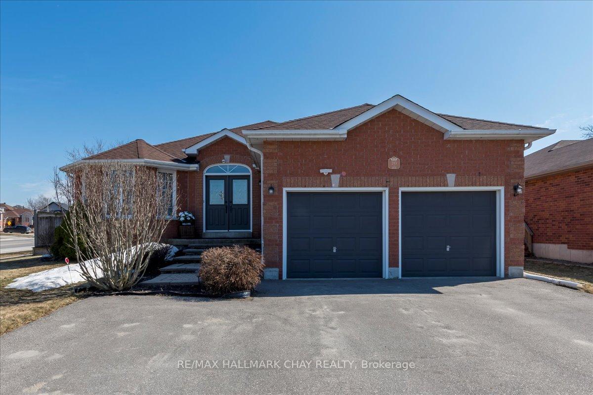 283 Cox Mill Road, Barrie, ON L4N 8K8