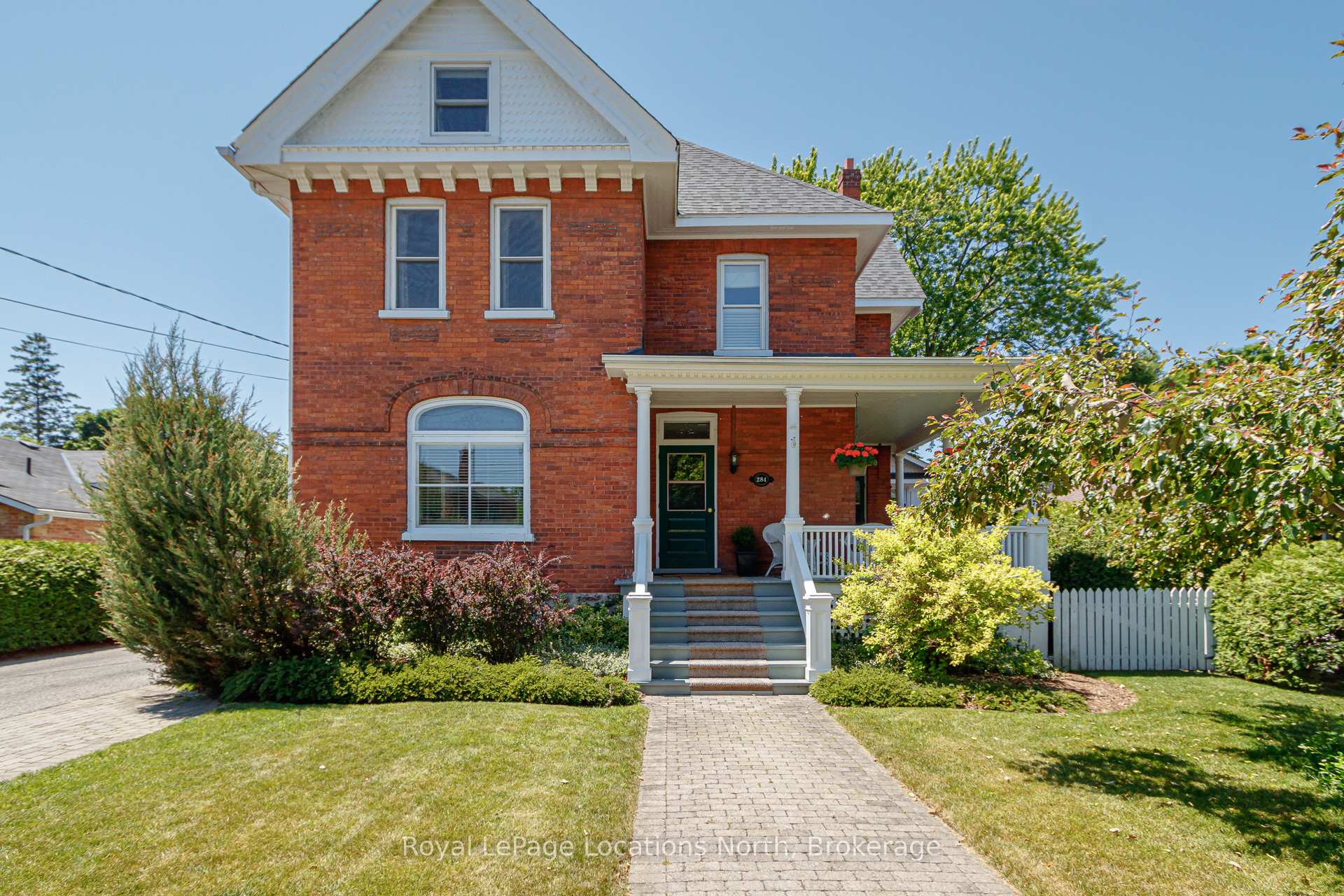284 Maple Street, Collingwood, ON L9Y 2R4