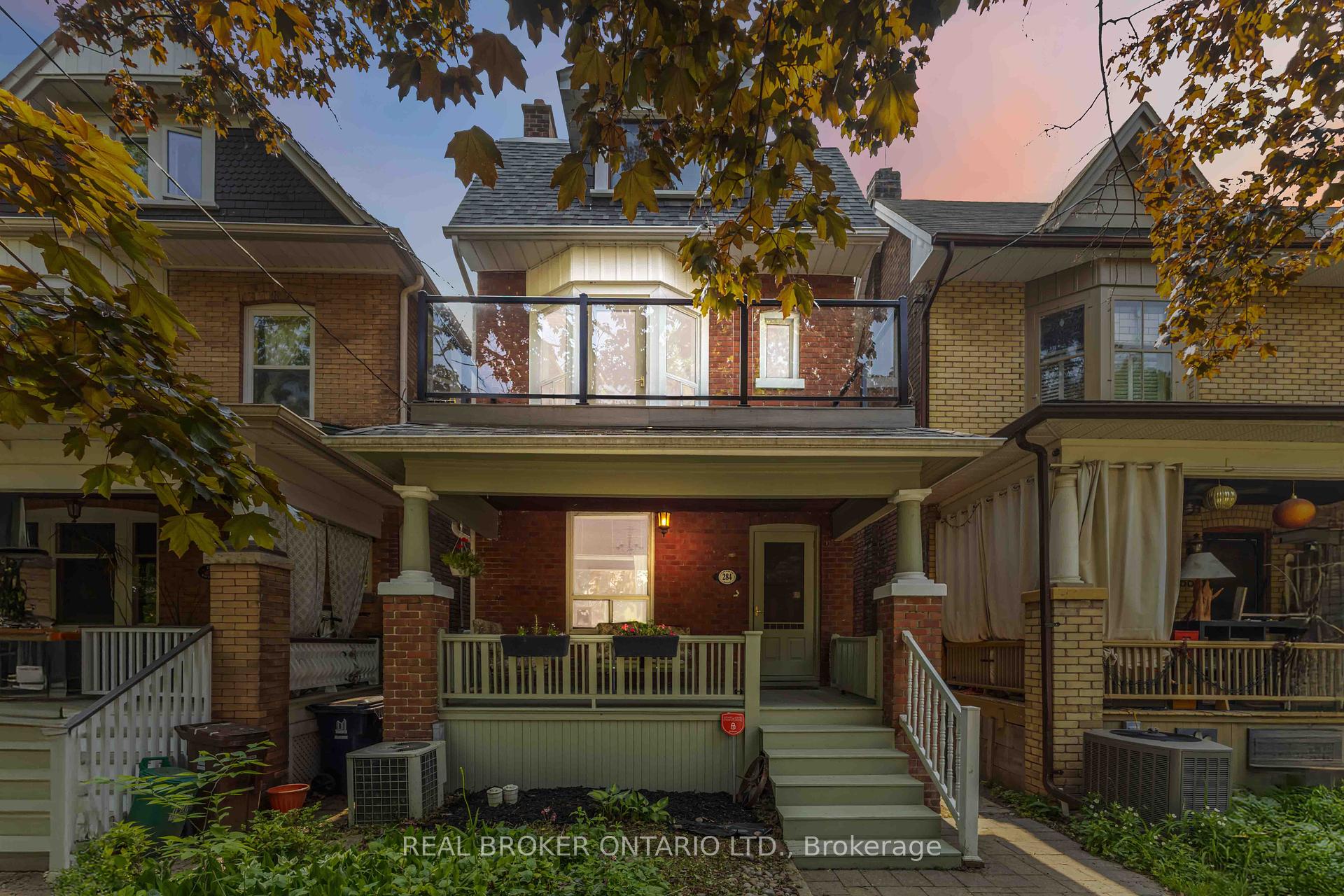284 Waverley Road, Toronto, ON M4L 3T6