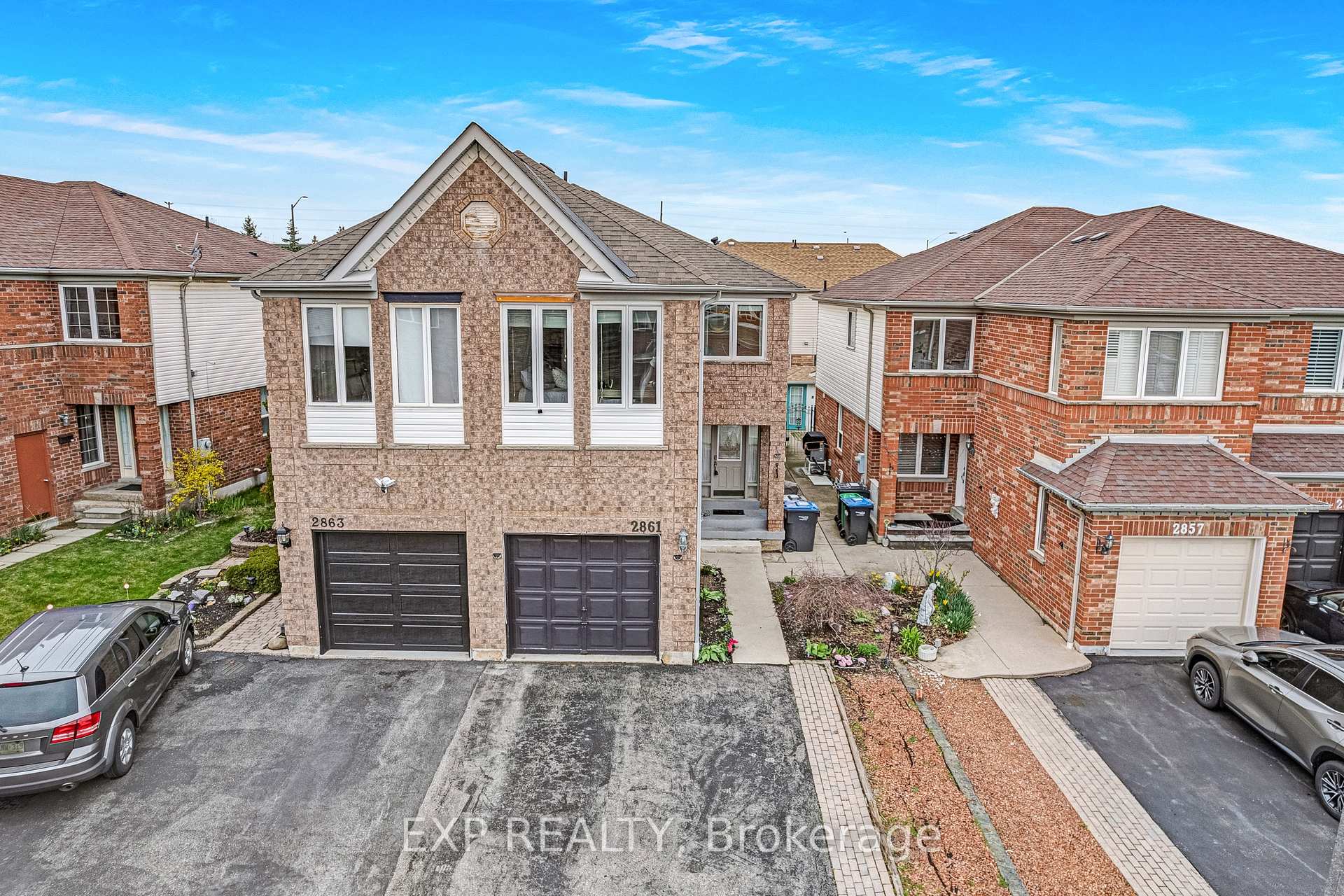 2861 Westbury Court, Mississauga, ON L5M 6B3