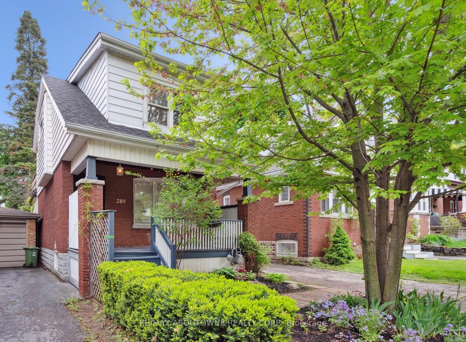 289 Houghton Avenue S, Hamilton, ON L8K 2N4