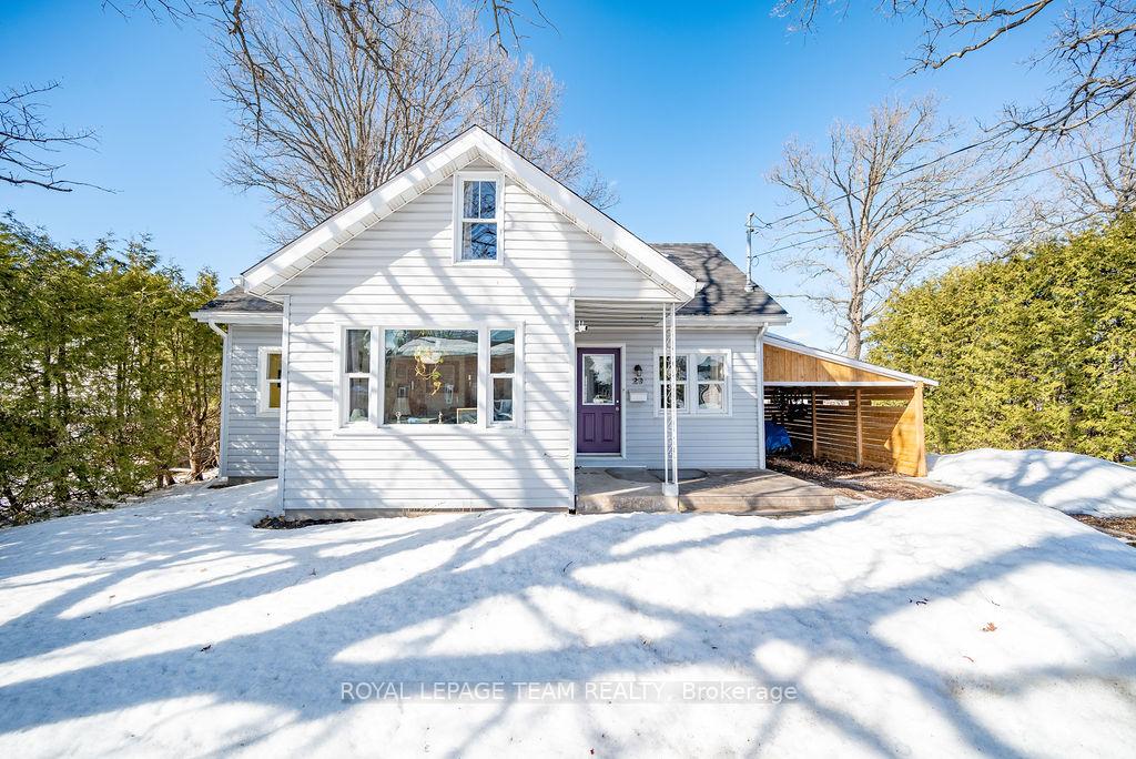 29 Hilda Street, Petawawa, ON K8H 1T7