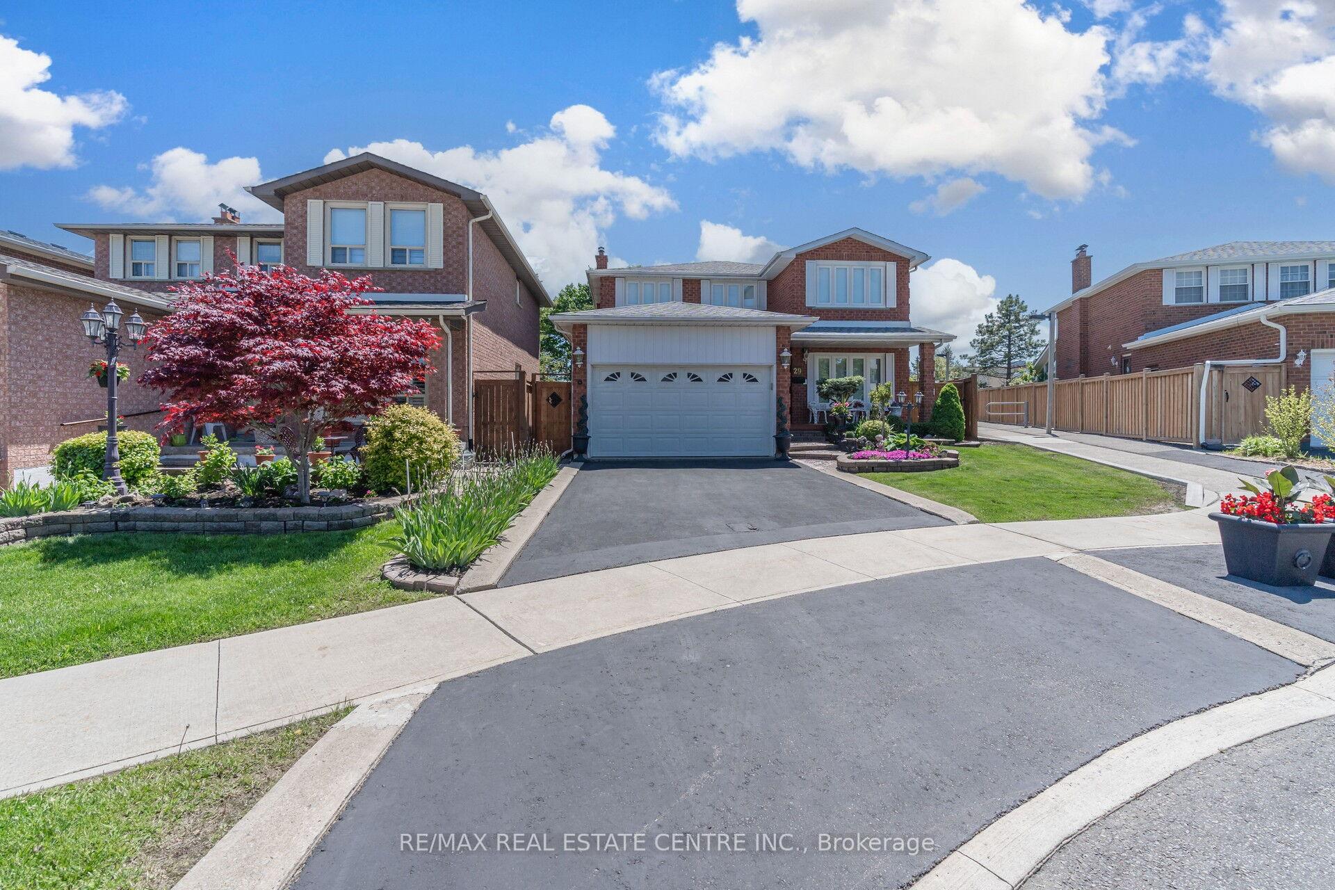 29 Janus Place, Vaughan, ON L4L 3V1