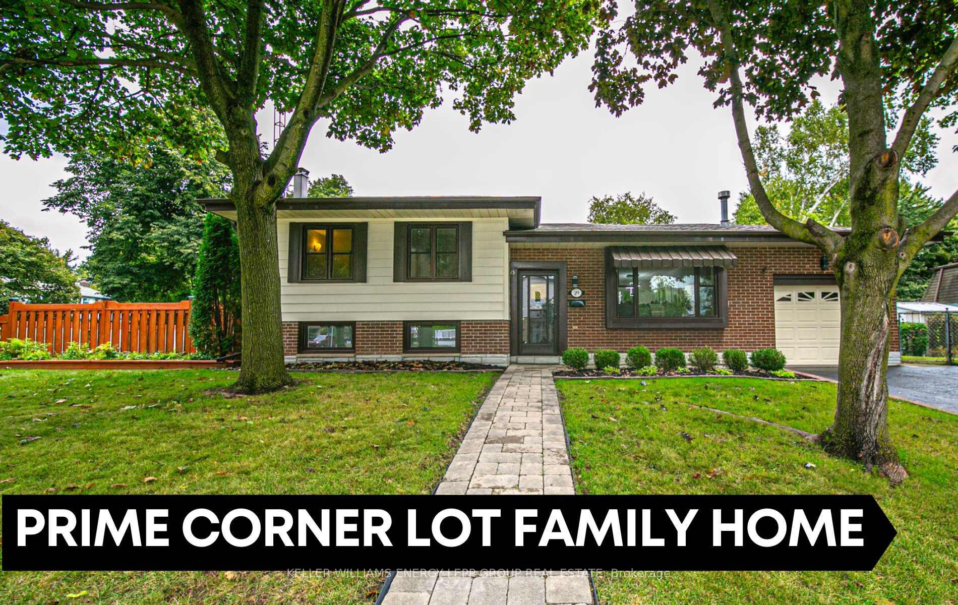 29 Michael Boulevard, Whitby, ON L1N 5P5