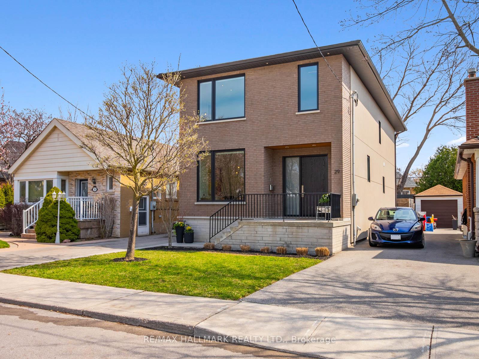 29 Treadway Boulevard, Toronto, ON M4C 3H6
