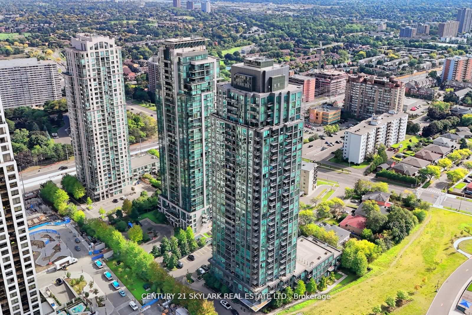 2902 - 3525 kariya Drive, Mississauga, ON L5B 0C2