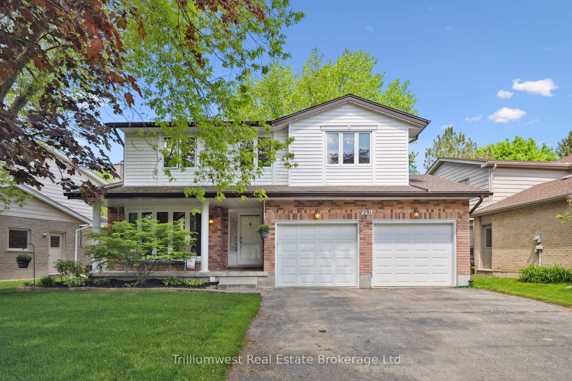 291 Faraday Court, Waterloo, ON N2L 6A4